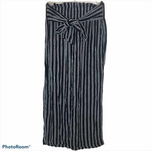 Pants & Jumpsuits | Retrology Paper Bag Pants Size Small | Poshmark